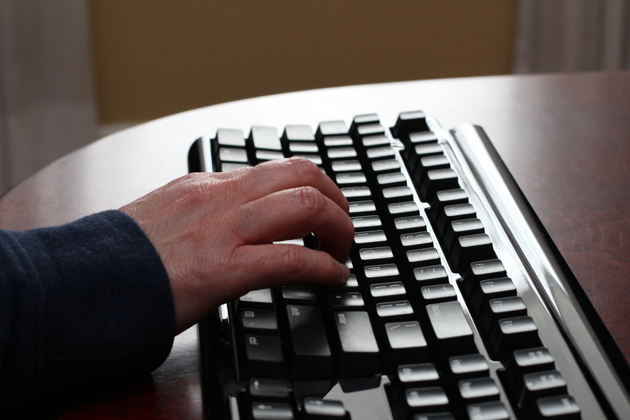 Half-QWERTY Pro Keyboard – Matias